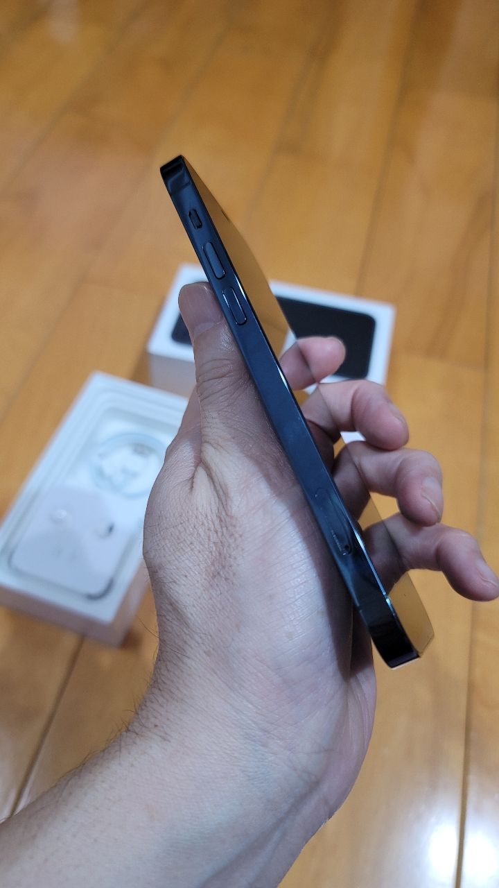 [賣/新北/面交] iphone 12 pro 128G 藍色 - 看板 mobilesales - 批踢踢實業坊